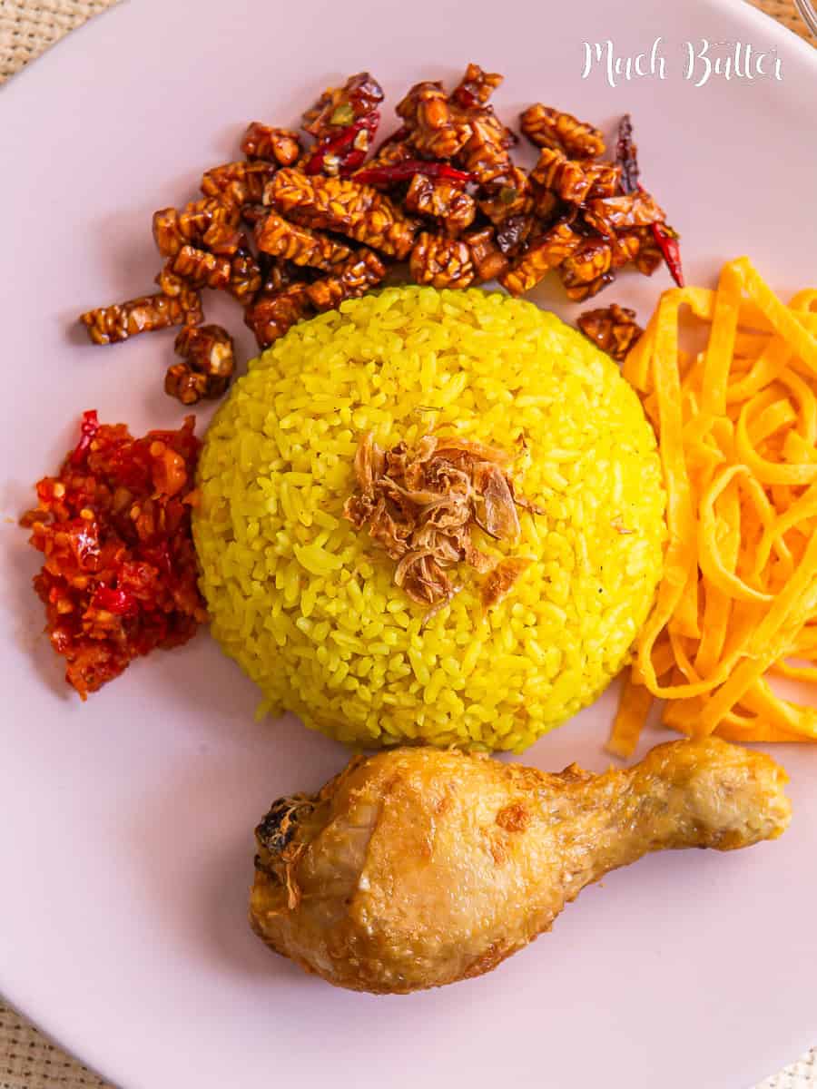 Easy Indonesian Yellow Rice (Nasi Kuning) in a Rice Cooker | Yellow ...