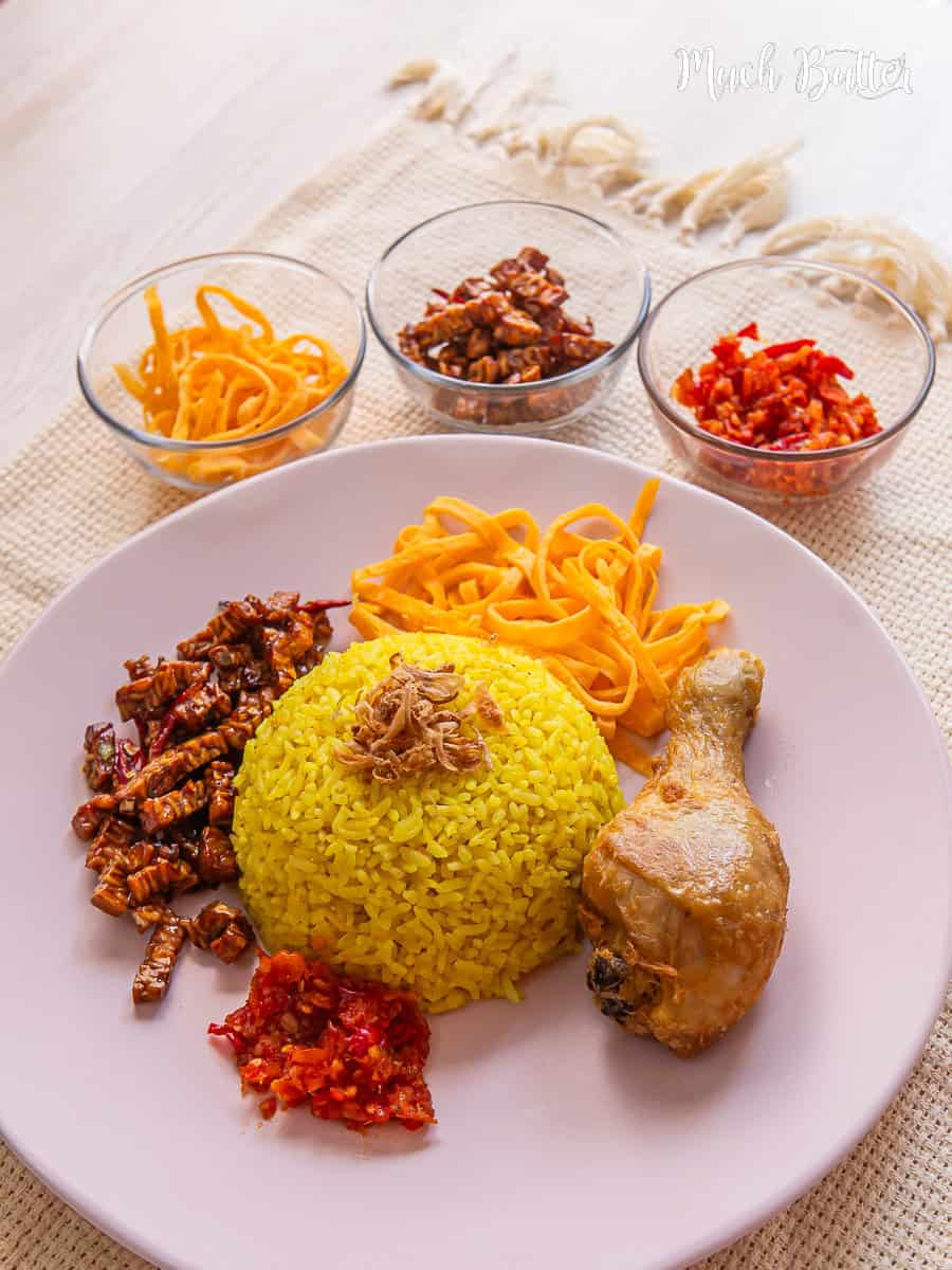 Easy Indonesian Yellow Rice (Nasi Kuning) in a Rice Cooker | Yellow ...